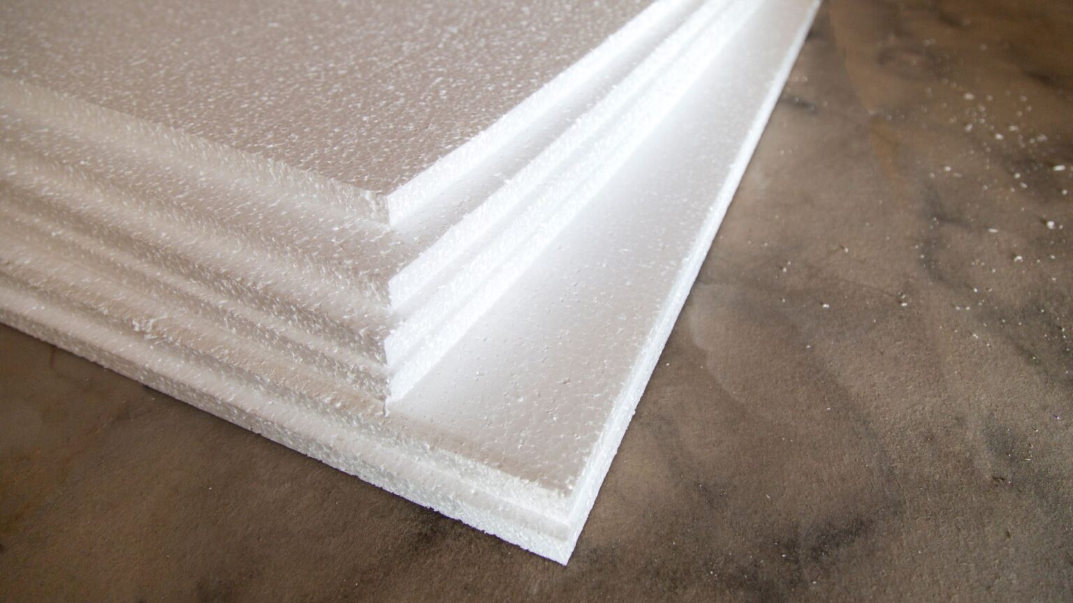 Piepschuim lijmen? Zo gepiept met Tackmasters EPS spray